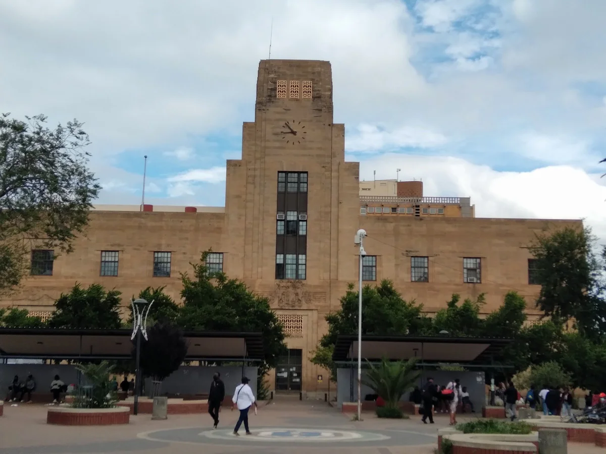 Hoffman Square in Bloemfontein - Ask AI | mindtrip