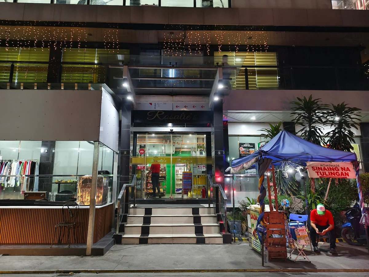 Rosalie's Bibingka & Pasalubong Center - Patubig, Marilao