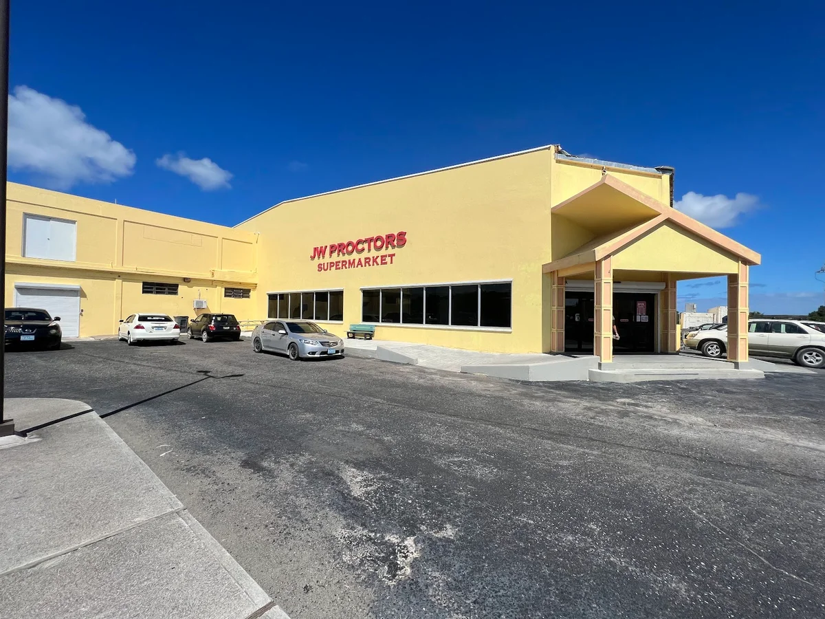 JW Proctors Grocery Store in The Valley | Is it Good?