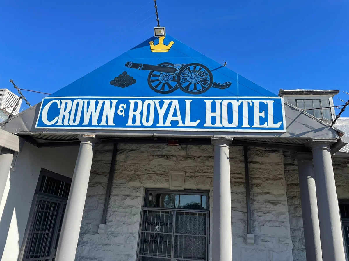 Crown & Royal Hotel in Modderrivier | Is it Good?