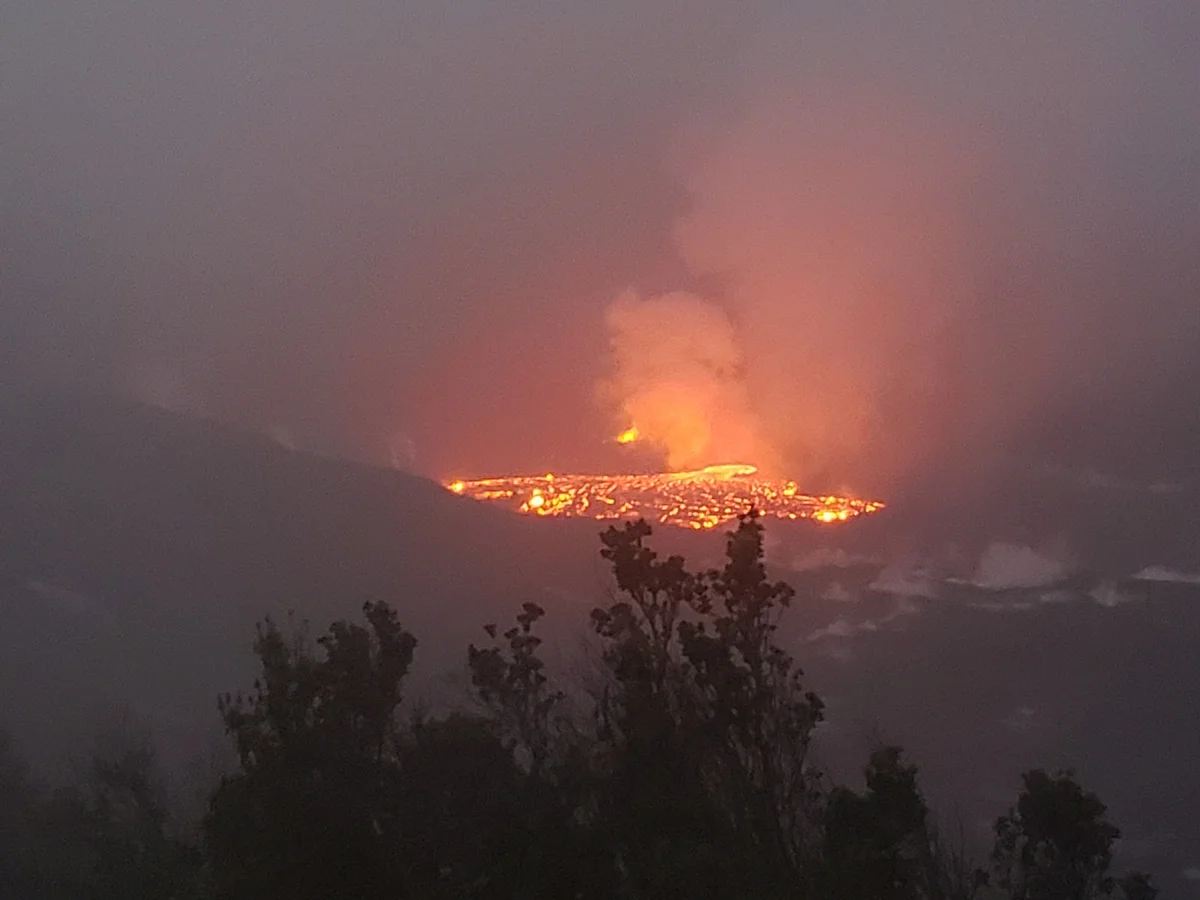Hawaii Volcanoes National Park Sign in Pahala | Ask Anything