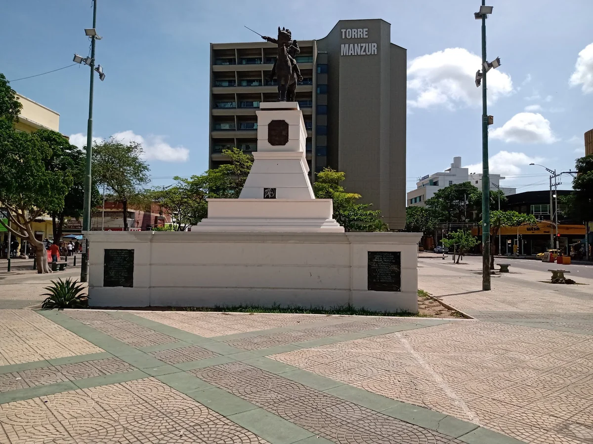 Paseo Bolívar in Barranquilla | What to Know Before You Go