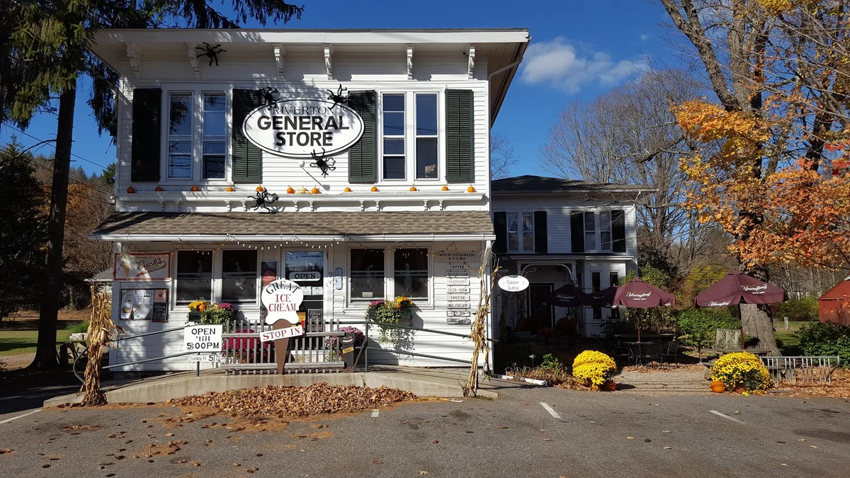 Riverton General Store
