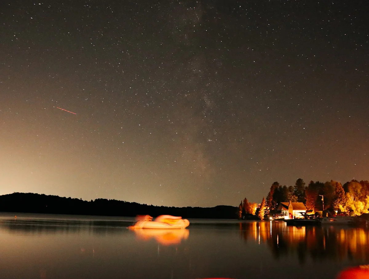 Plage municipale in Entrelacs, Canada - Ask AI | mindtrip
