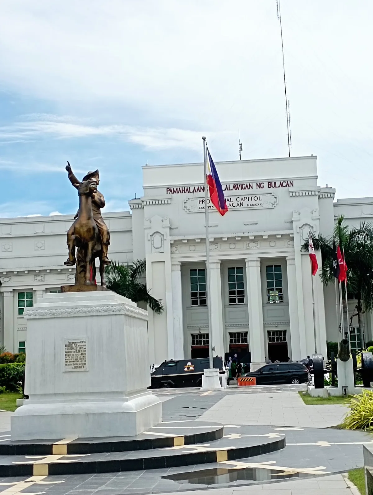 Bulacan Provincial Capitol View Park - Ask AI | mindtrip