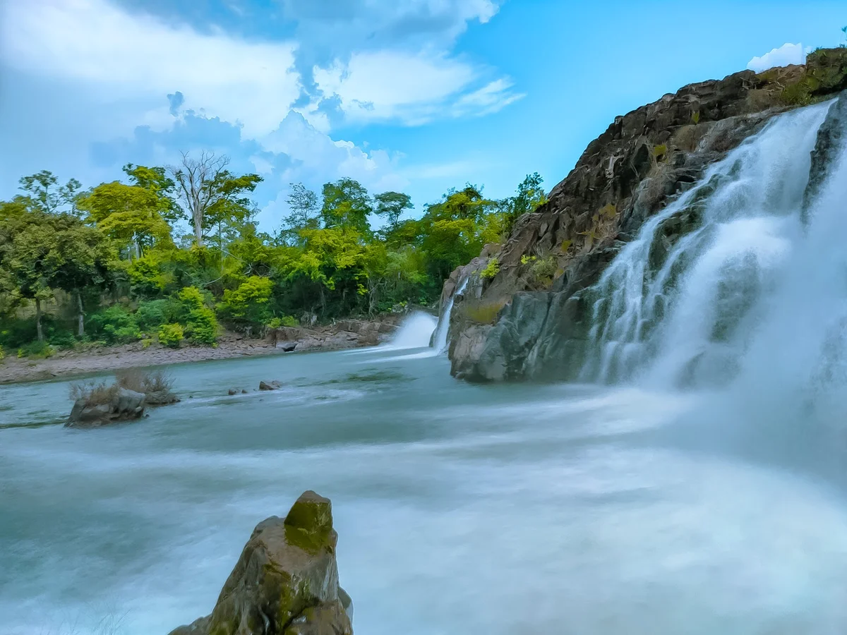 Tad Faek Waterfall in Sekong - Ask AI | mindtrip