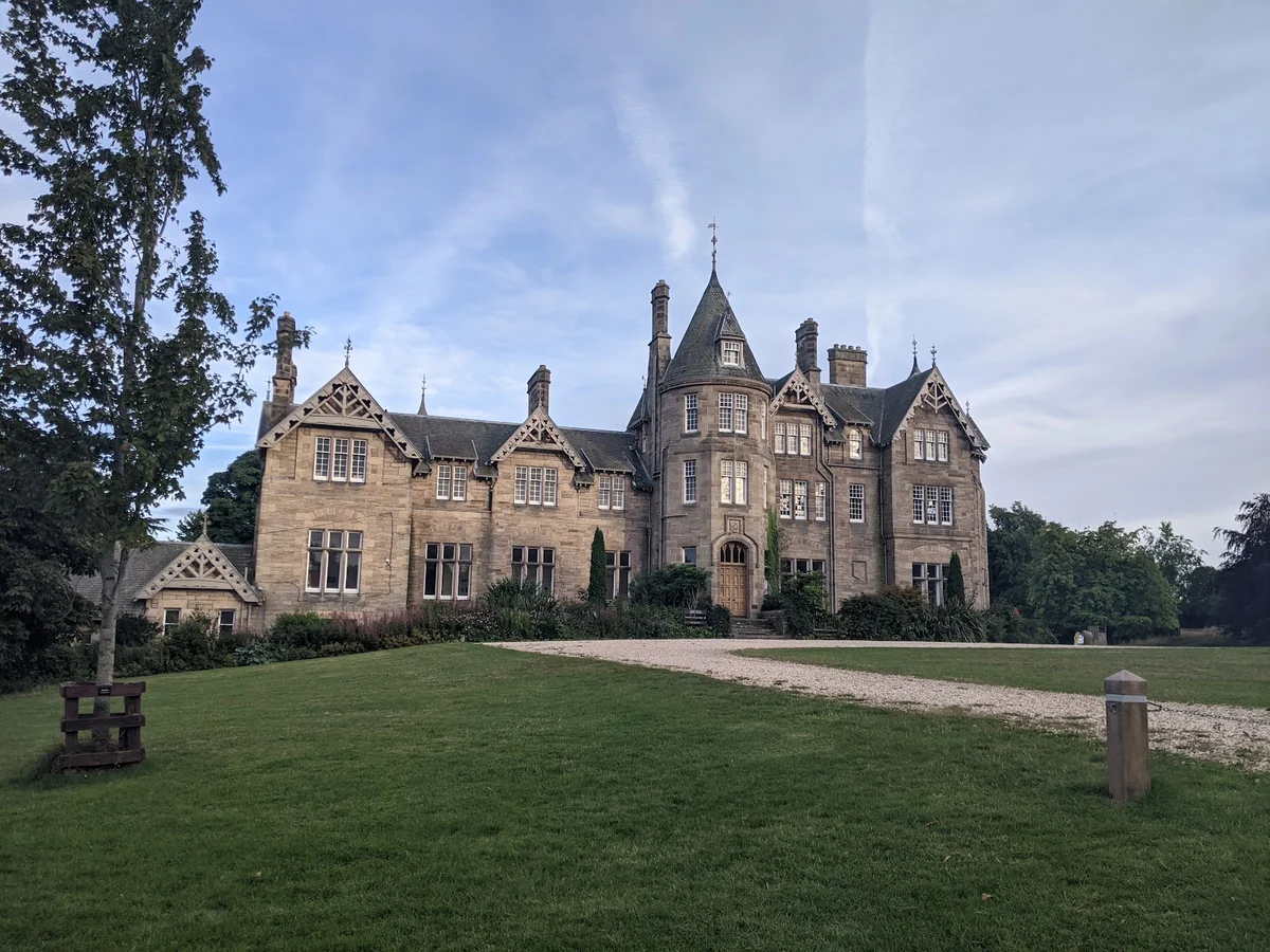 Vogrie Country Park in Pathhead - Ask AI | mindtrip