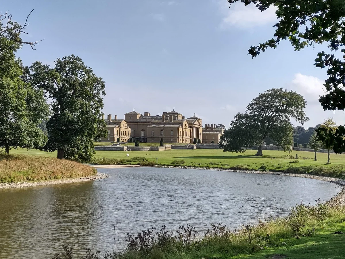 Holkham Hall in Holkham, England - Ask AI | mindtrip