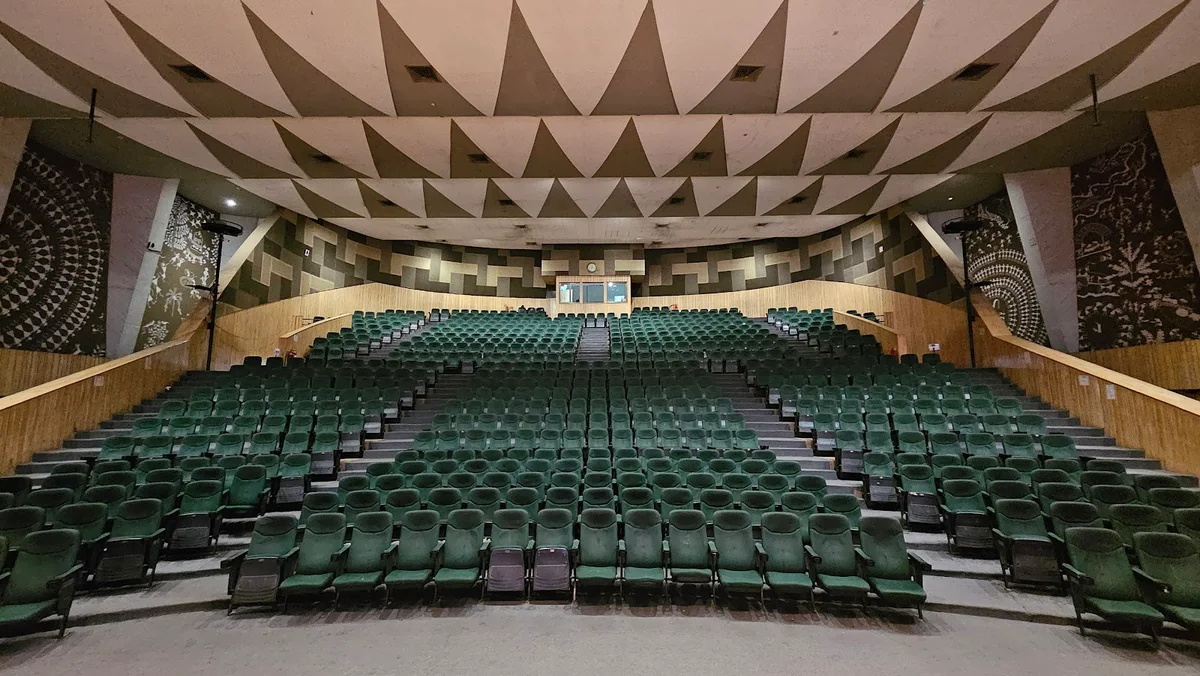 Tagore Hall in Ahmedabad, Gujarat - Ask AI | mindtrip