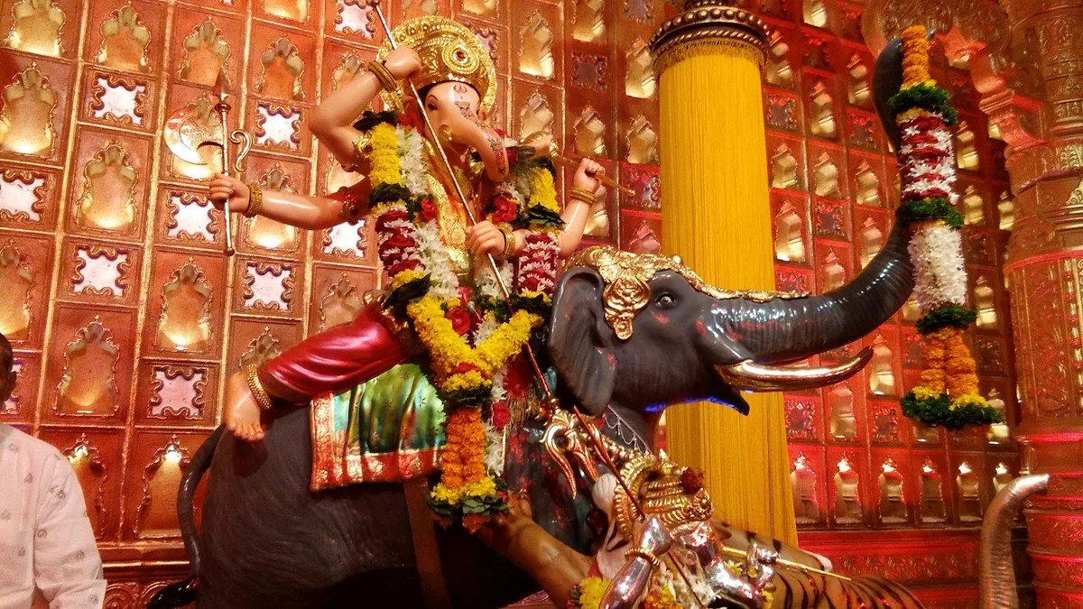 Hatti Ganpati Mandir in Pune - Ask AI | mindtrip