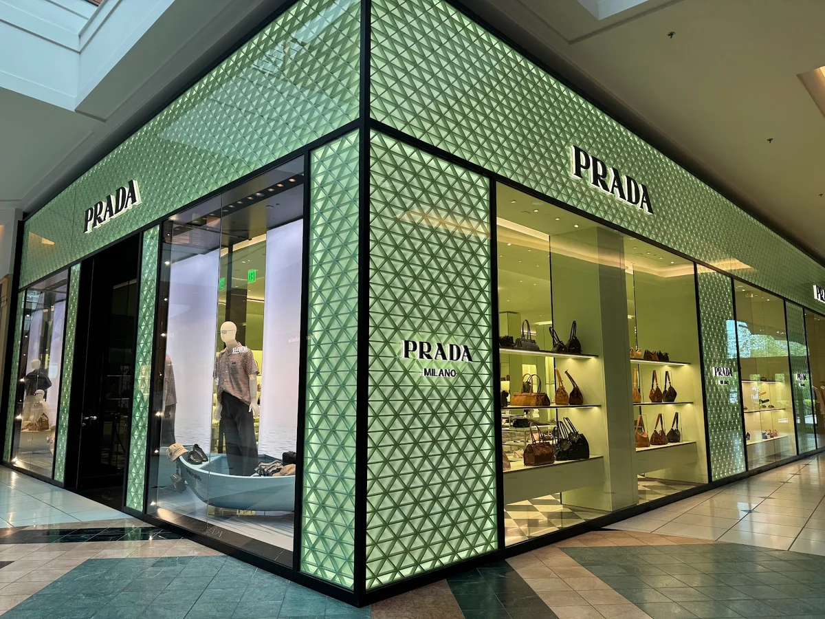 Prada Troy in Troy, Michigan | Ask Anything
