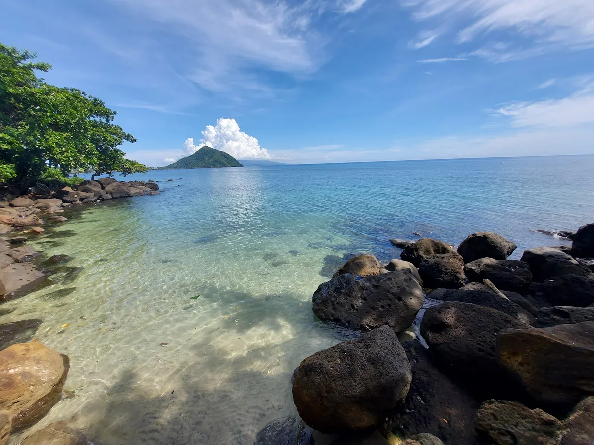 Calamcam White Beach in Talisayan - Ask AI | mindtrip