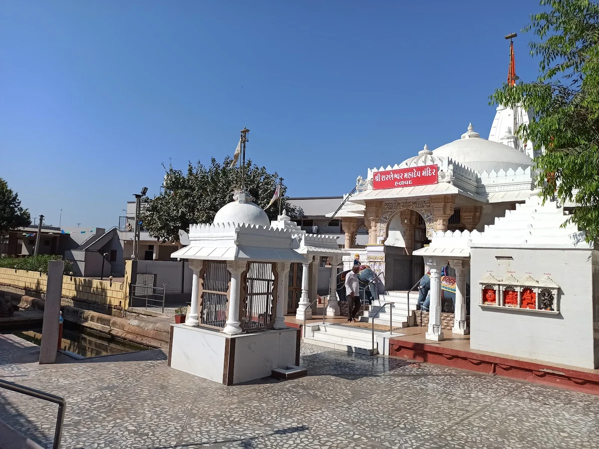 Shri Sharneshwar Mahadev Temple in Halvad | Ask Anything