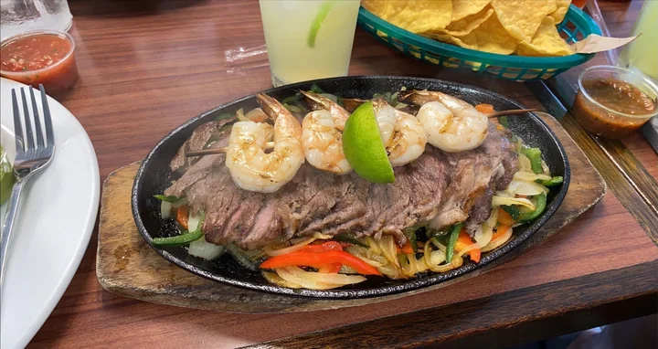 Caliente Restaurant in Hagatna, Guam | Is it Good?