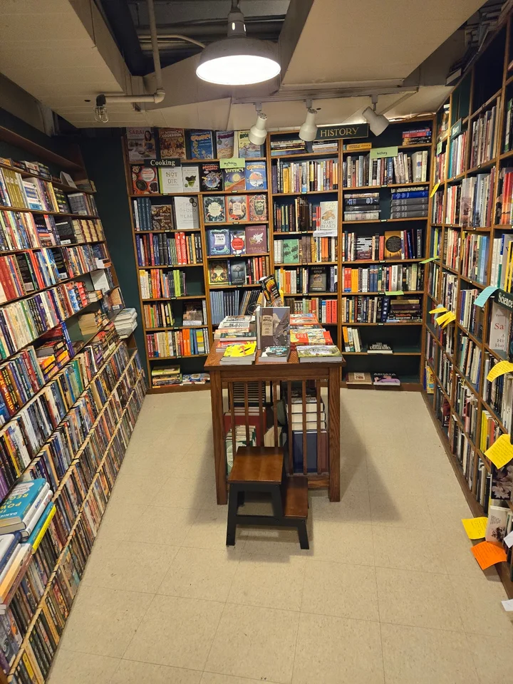 Pine Books in Seattle, Washington | Ask Anything