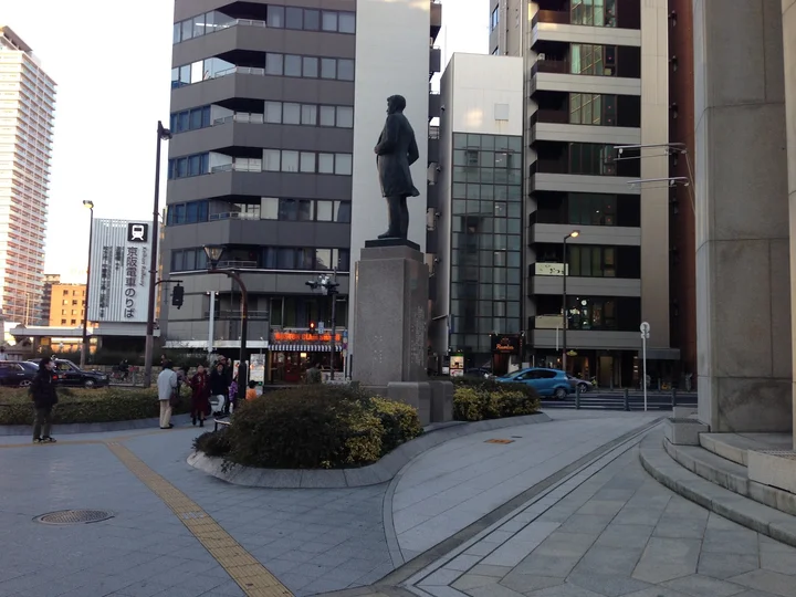 Statue of GODAI Tomoatsu | What to Know Before You Go