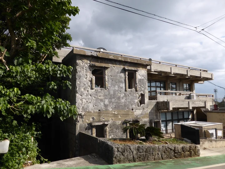 Pawn Shop Ruins in Ie-son, Okinawa - Ask AI | mindtrip