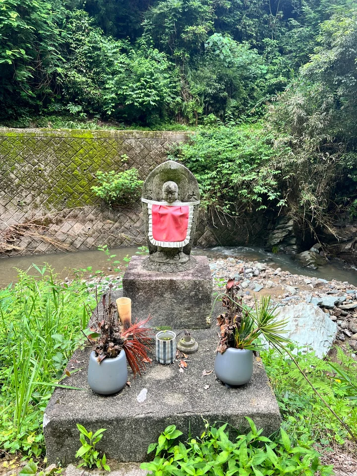 落合磨崖仏 in Hashimoto, Wakayama Prefecture - Ask AI | mindtrip