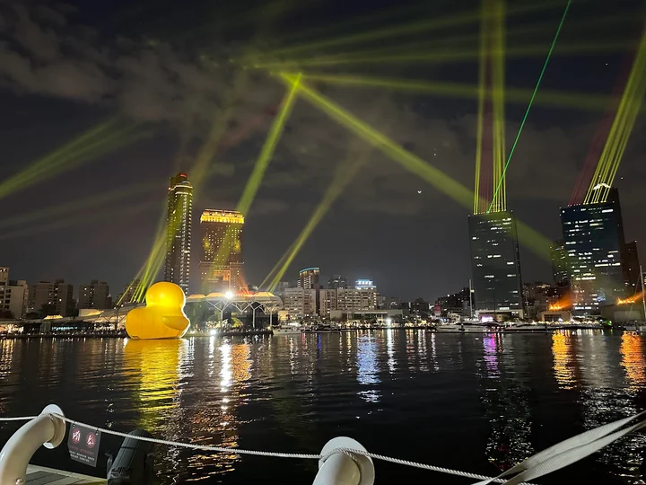 Love River Bay in Yancheng, Kaohsiung City | Ask Anything