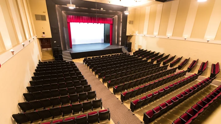 Charles Bailey Theatre in Trail - Ask AI | mindtrip