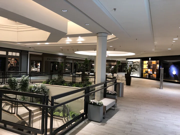 Galleria in Edina, Minnesota | What to Know Before You Go