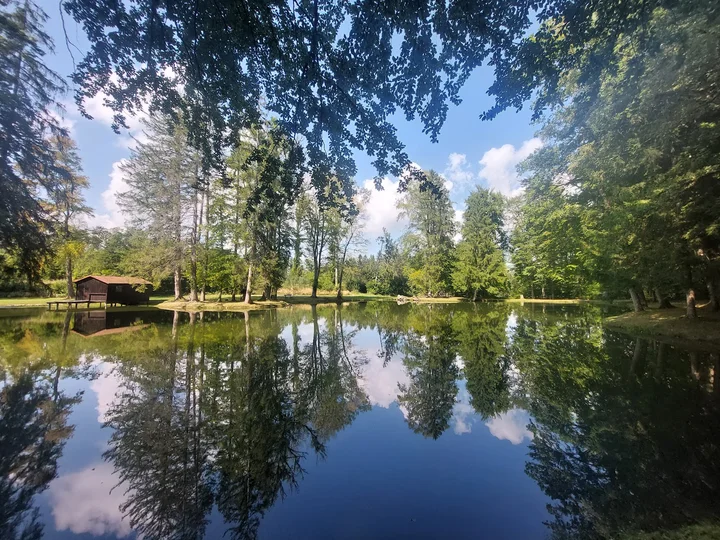 Schloss Zinneberg in Glonn, Bayern - Ask AI | mindtrip