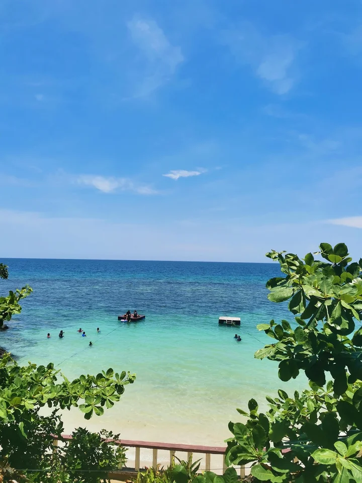 Calamcam White Beach in Talisayan - Ask AI | mindtrip