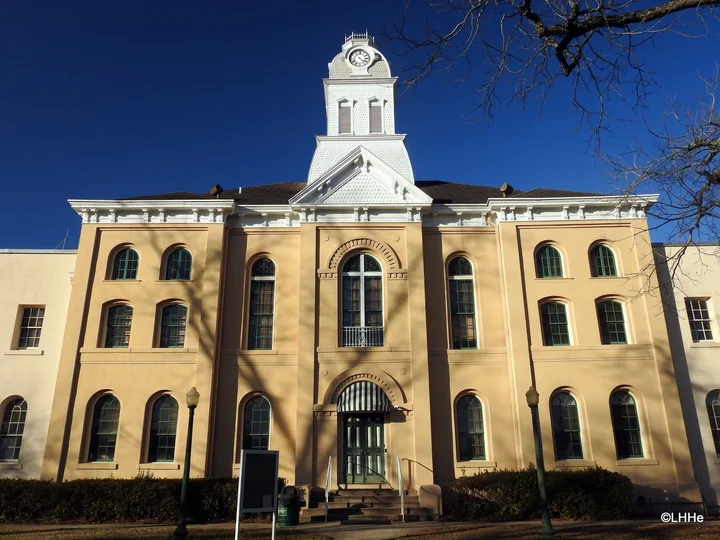 Jasper County Courthouse in Jasper - Ask AI | mindtrip