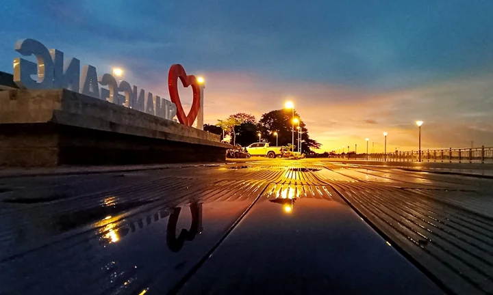 Simanggang waterfront in Sri Aman - Ask AI | mindtrip