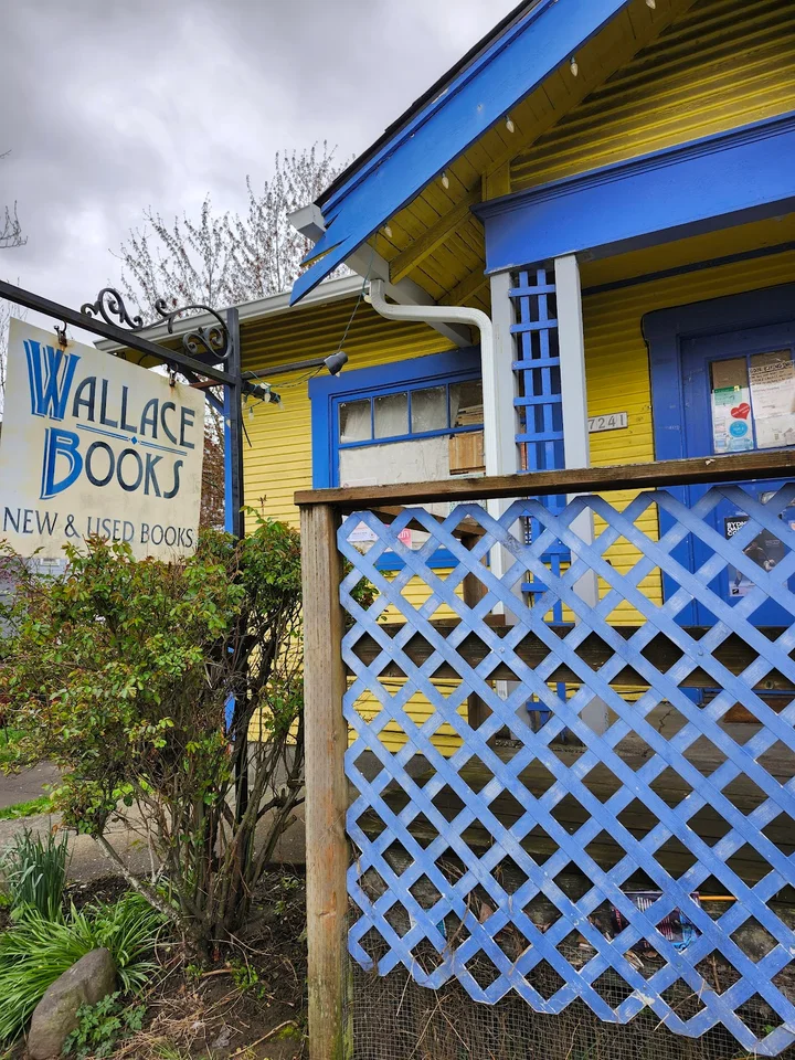 Wallace Books in Portland | What to Know Before You Go