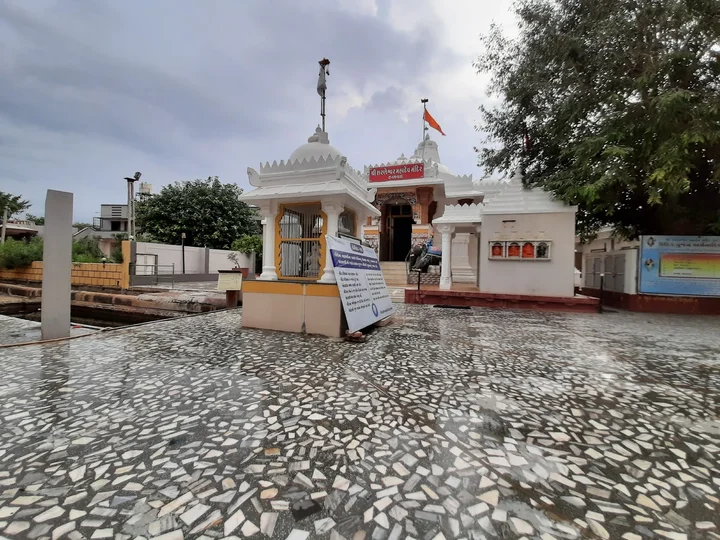 Shri Sharneshwar Mahadev Temple in Halvad | Ask Anything