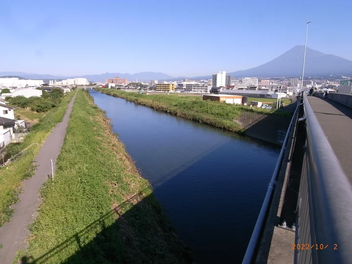 Fujisan Yumeno Ohashi Bridge in Fuji - Ask AI | mindtrip