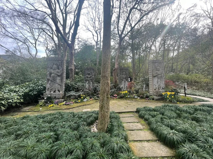 Yongfu Temple in Hangzhou | What to Know Before You Go